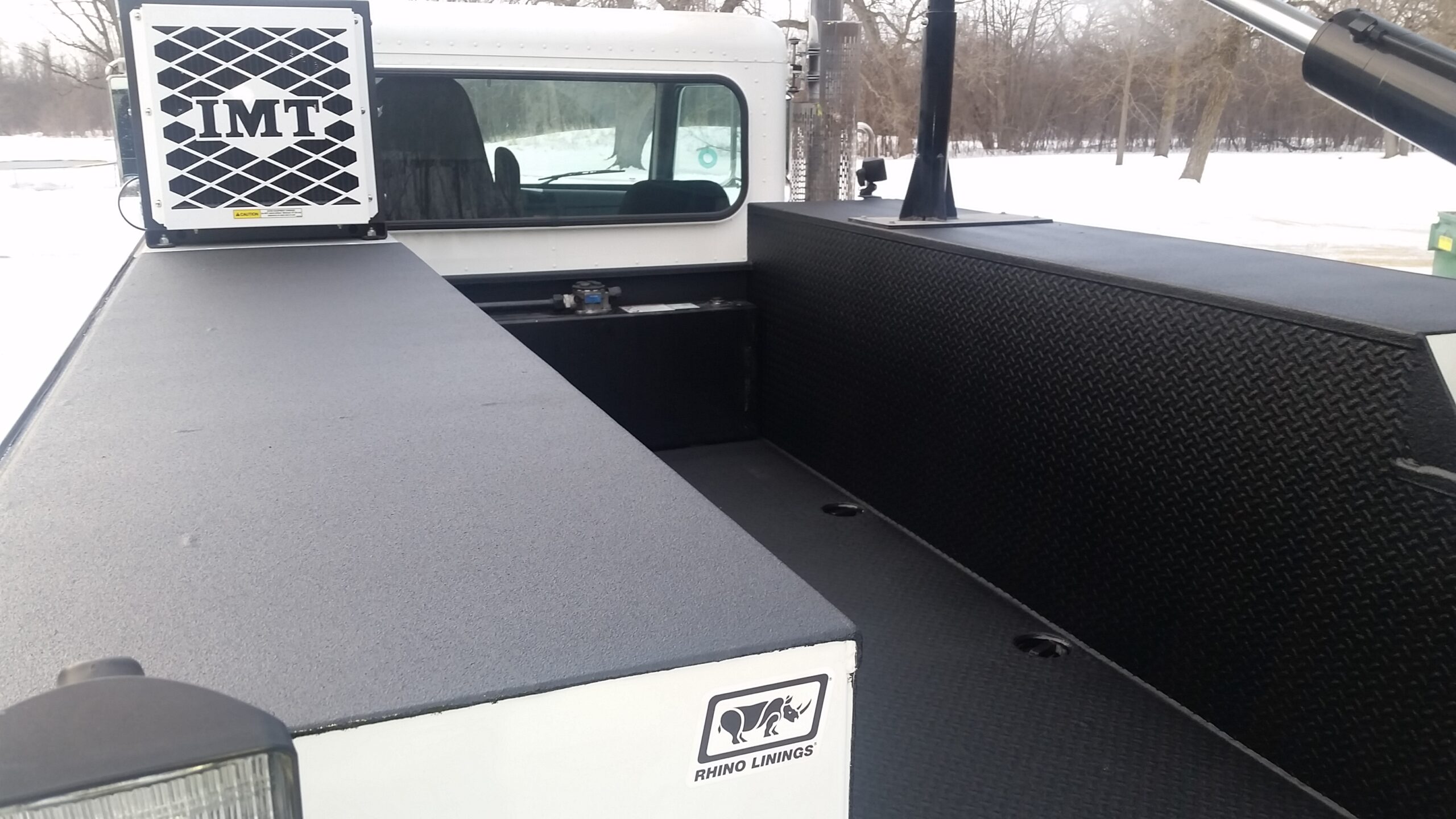 Home - Oakville Rhino Liner